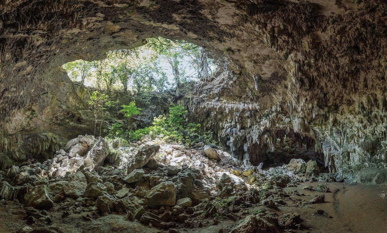 Are caves warm » Keck Cave