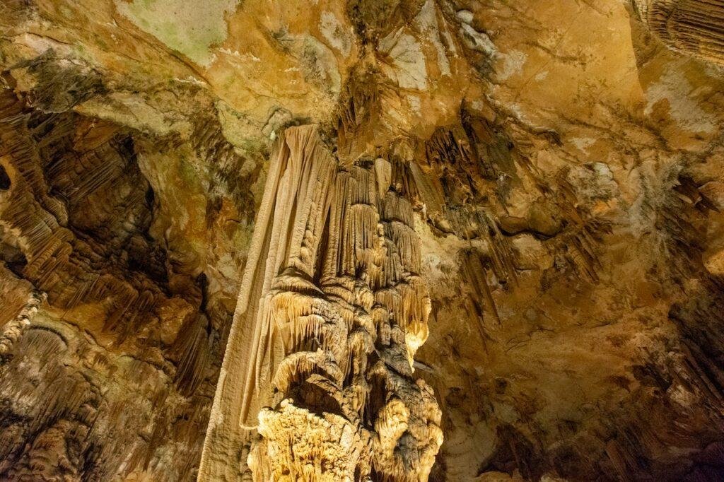 Carbonic Acid In Caves 12.4 Karst Cave Features, Cave Contents, And